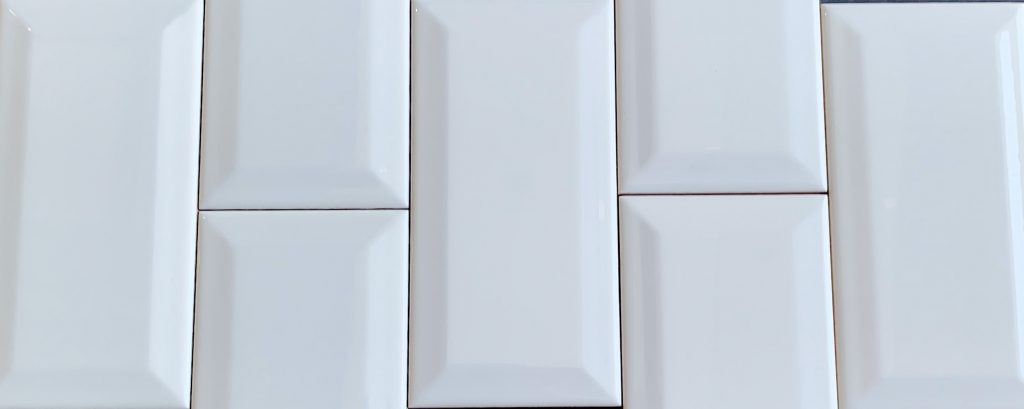 White Beveled 3×6 – Floors and Walls